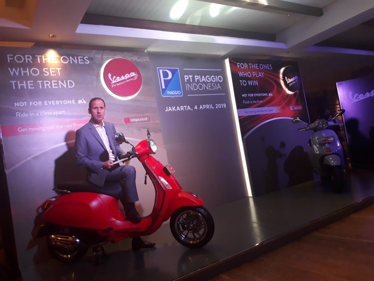 Vespa Primavera S dan Sprint S Resmi Meluncur - Carmudi Indonesia