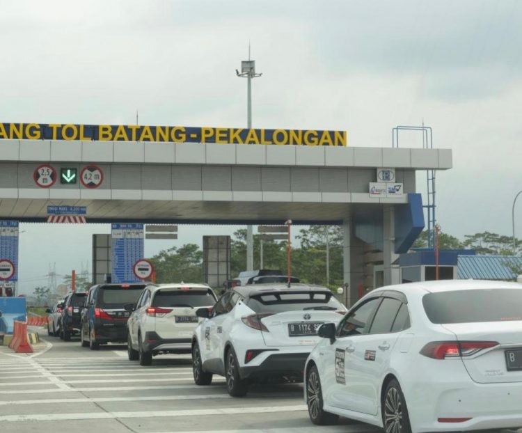 Tips Aman Mengemudikan Mobil di Jalan Raya Tanpa Emosi