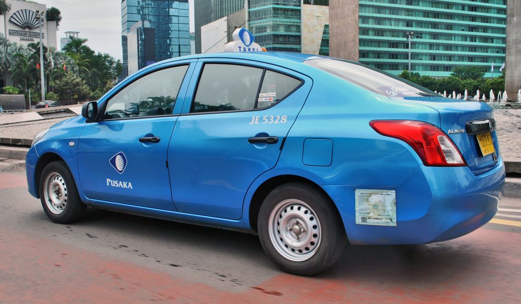6 Mobil Bekas Taksi: Cocok Buat Berkendara Sehari-hari