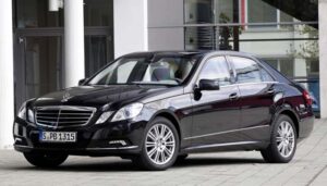 Harga Rp200 Jutaan Bisa Dapat Mobil Mercy Bekas Tipe Ini - Carmudi