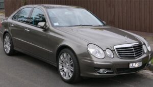 Harga Rp200 Jutaan Bisa Dapat Mobil Mercy Bekas Tipe Ini - Carmudi