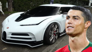 Bintang Manchester United Cristiano Ronaldo Dikelilingi Koleksi Mobil ...