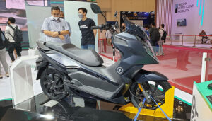 Kenali Lebih Dekat Motor Listrik Ini, Update Harga Alva One