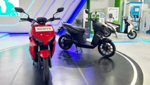 Motor Listrik Gesits Termurah Raya E Meluncur di PEVS 2023