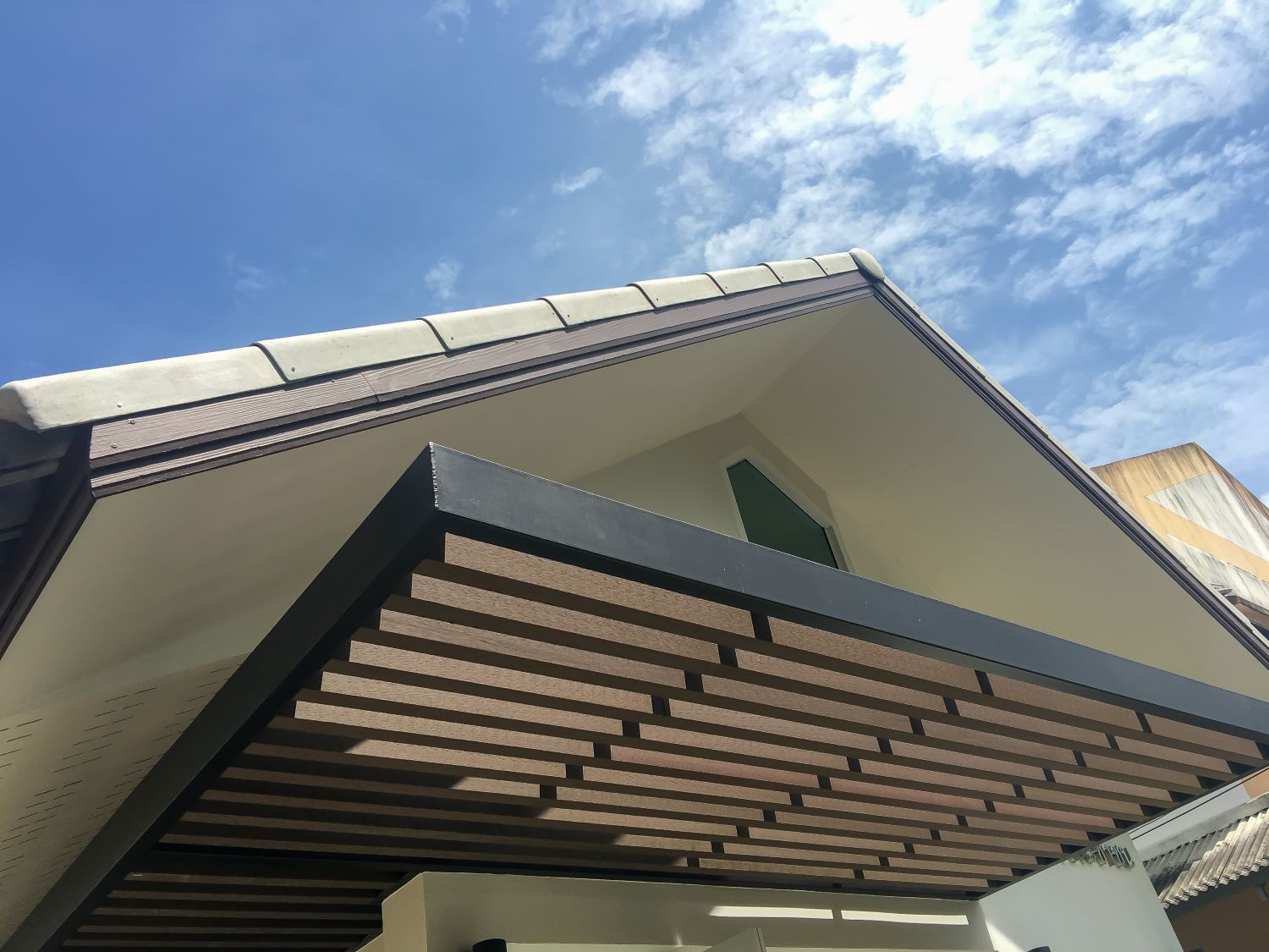 7 Inspirasi Desain Kanopi Baja Ringan untuk Carport Mobil