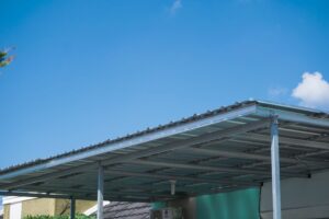 7 Inspirasi Desain Kanopi Baja Ringan untuk Carport Mobil