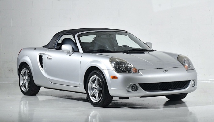 Spesifikasi dan Sejarah Toyota MR2, Mobil Sport Mungil Collector Item!