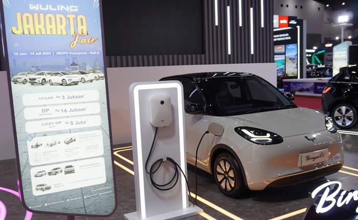 Wuling Pamer Mobil Listrik di Jakarta Fair 2024, Berbagi Hadiah dan ... Wuling Pamer Mobil Listrik di Jakarta Fair 2024, Berbagi Hadiah dan ...