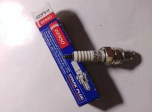 Busi Motor Matic: Fungsi, Ciri Kerusakan, dan Waktu Ganti yang Tepat ...