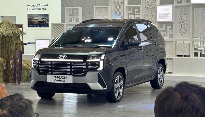 Mau Beli Hyundai Stargazer Cartenz? Simak Dulu Harga dan Variannya ...