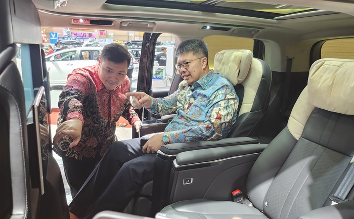 Kolaborasi Maxus dan Lombardi Ciptakan Mifa 9 Edisi Terbaru yang Lebih Eksklusif - Carmudi Indonesia