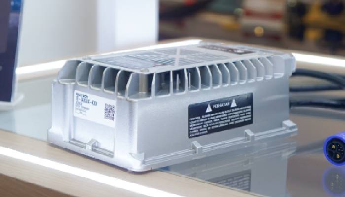 Polytron Siapkan Perangkat Fast Charging, Meluncur 2026 - Carmudi Indonesia
