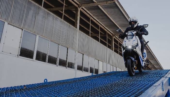 Tembus 130 Km, Intip Motor Listrik Ofero Stareer 5 Lit - Carmudi Indonesia