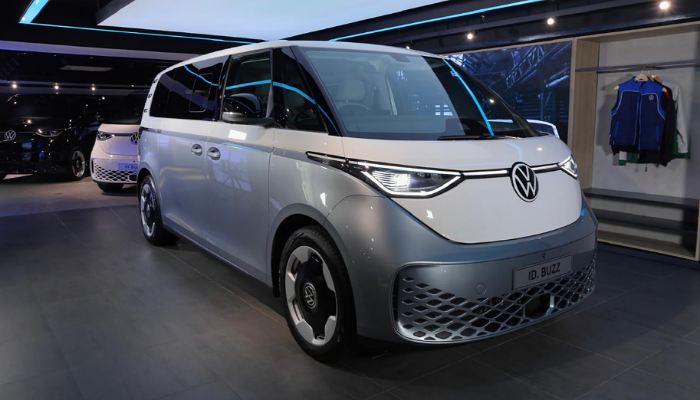 Volkswagen Indonesia Luncurkan ID. Buzz Bozz White Signature Edition ...